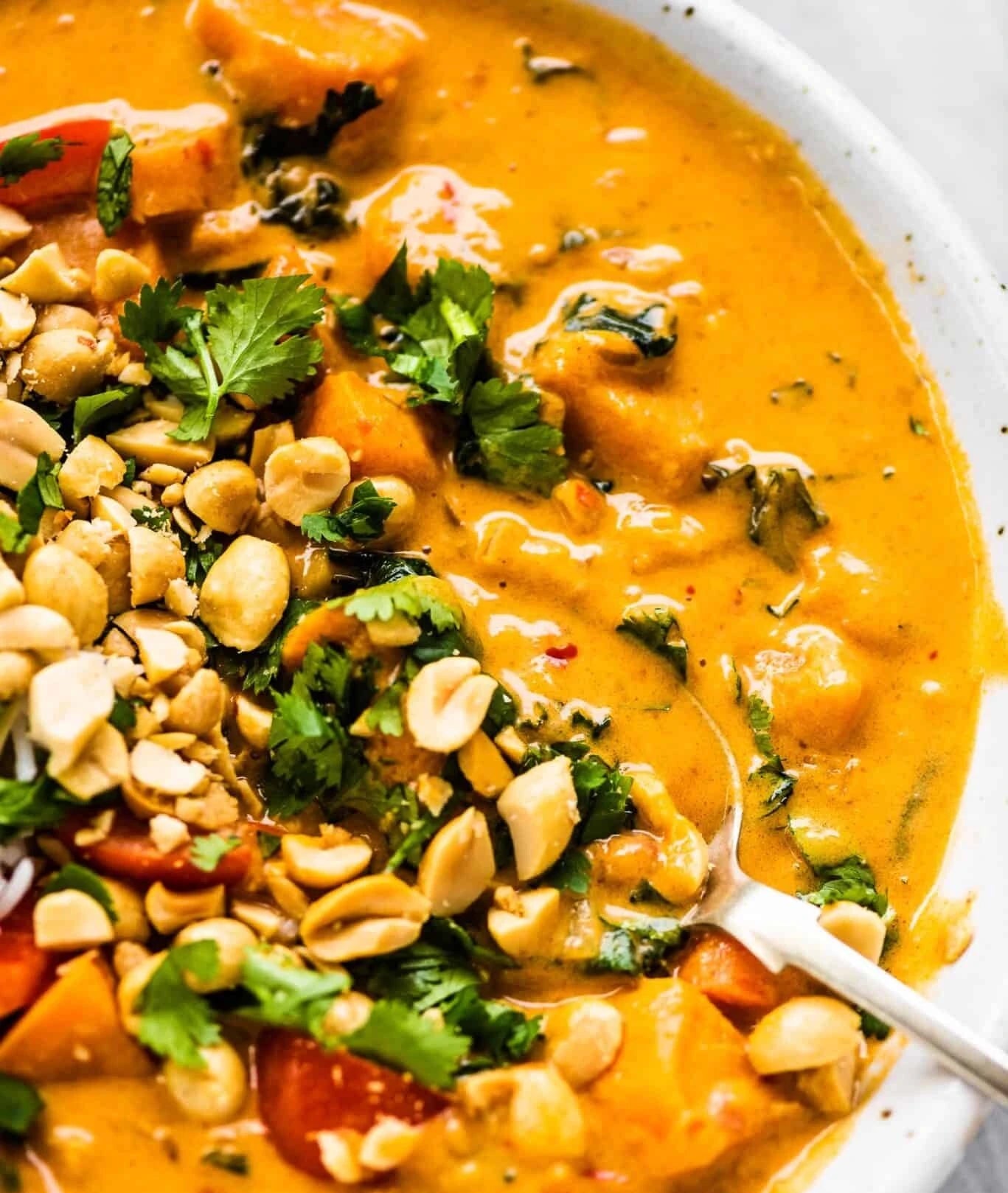 Spicy Pineapple Peanut Curry – Chin Dribblin'